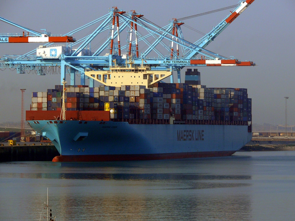 Shipping to the USA: Procedure, Costs, and Customs