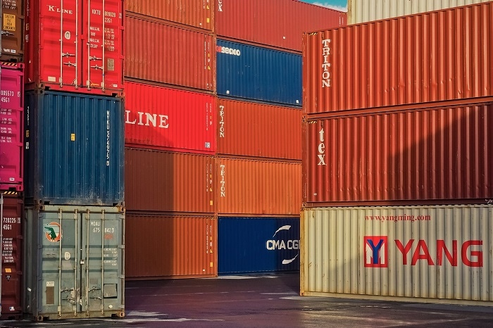 Shipping from China to USA: Procedure, Costs, and Customs