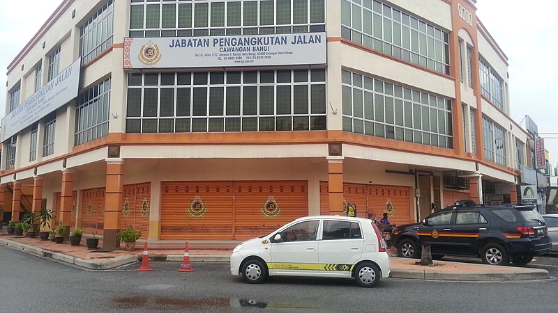 The Complete Guide to Driving License in Malaysia (JPL)